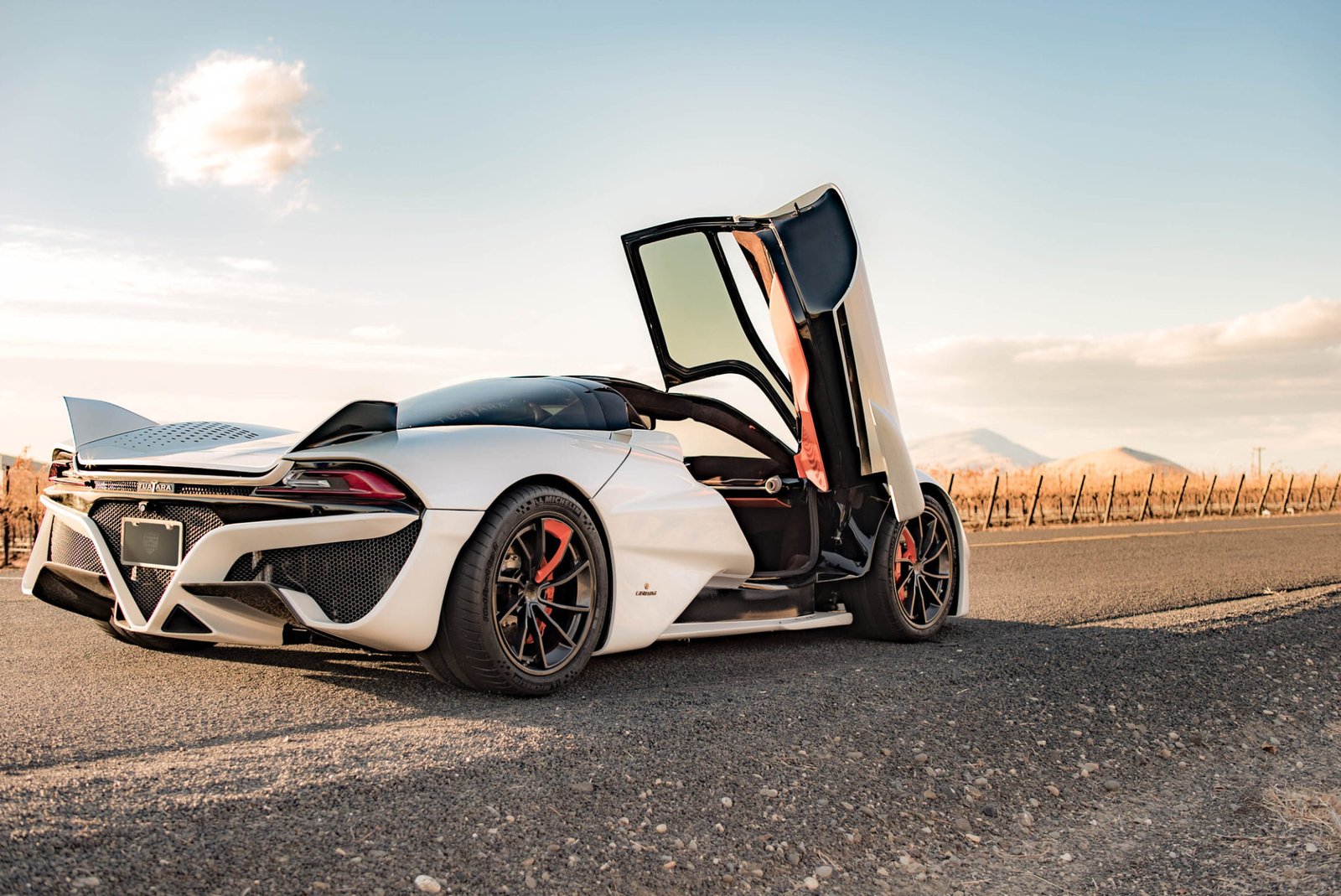 SSC Tuatara | Speed, Price, Records, and Specifications